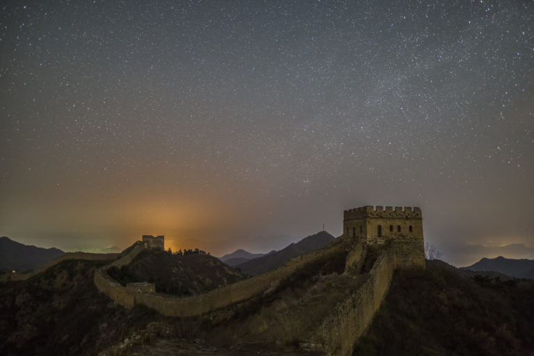 What makes the Great Wall of China the Only Man-Made Object Visible ...