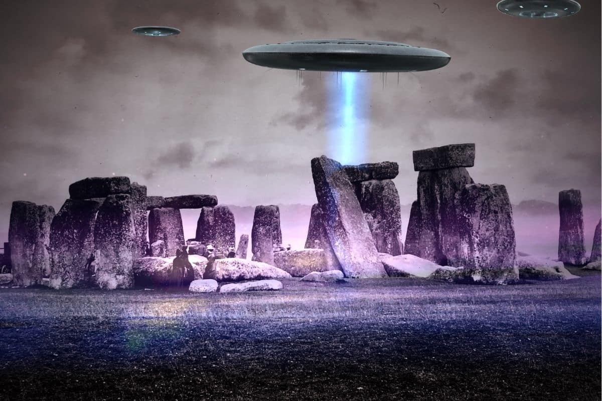 Fermi Paradox: Where Are The Aliens? - Stars and Seas