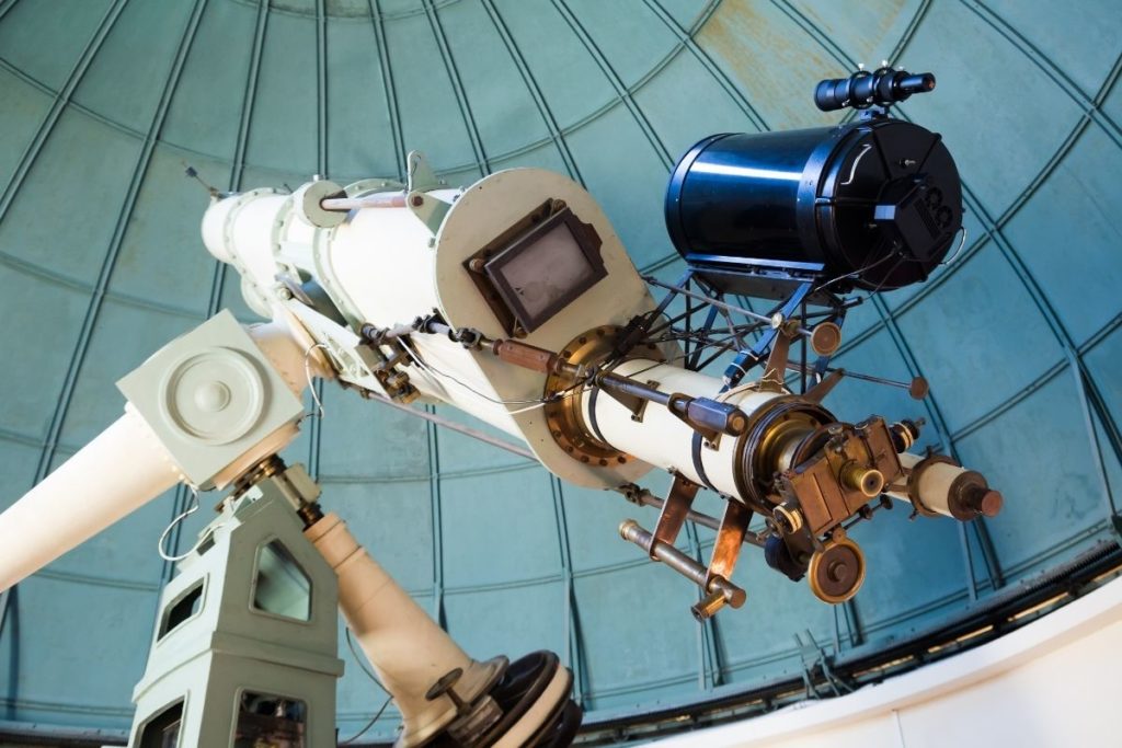 Calculating The Magnification Of A Telescope - Stars and Seas